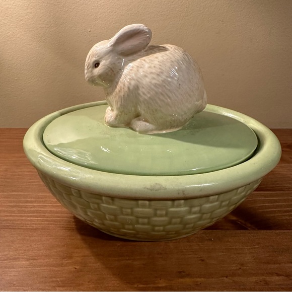 Hallmark | Accents | Hallmark Ceramic Basket With Bunny Lid | Poshmark